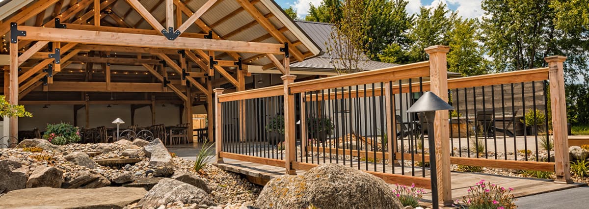 Sioux Falls Wedding Venues | Meadow Barn & Veranda