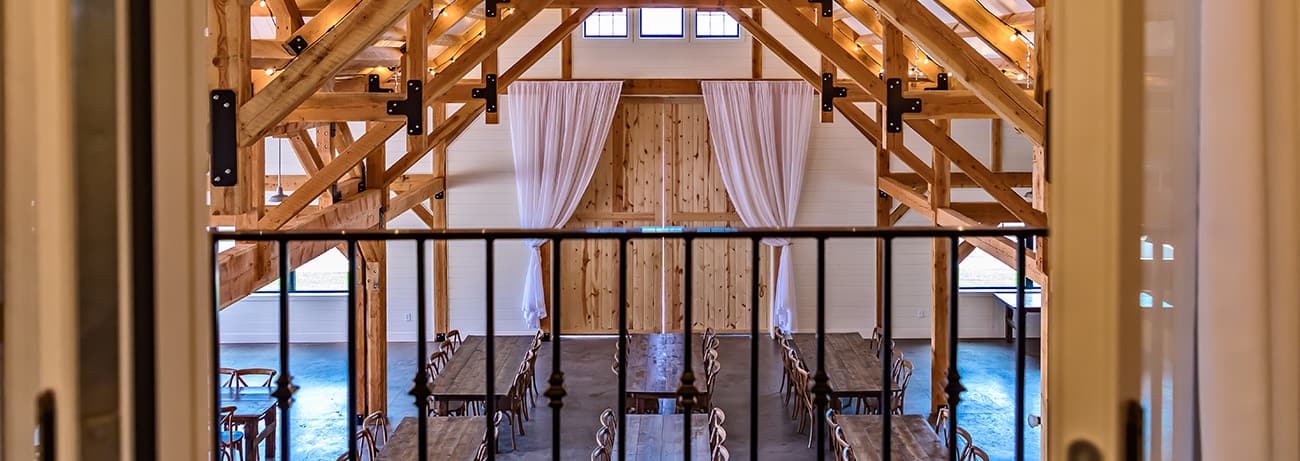 Meadow Barn & The Veranda Sioux Falls Wedding Venues